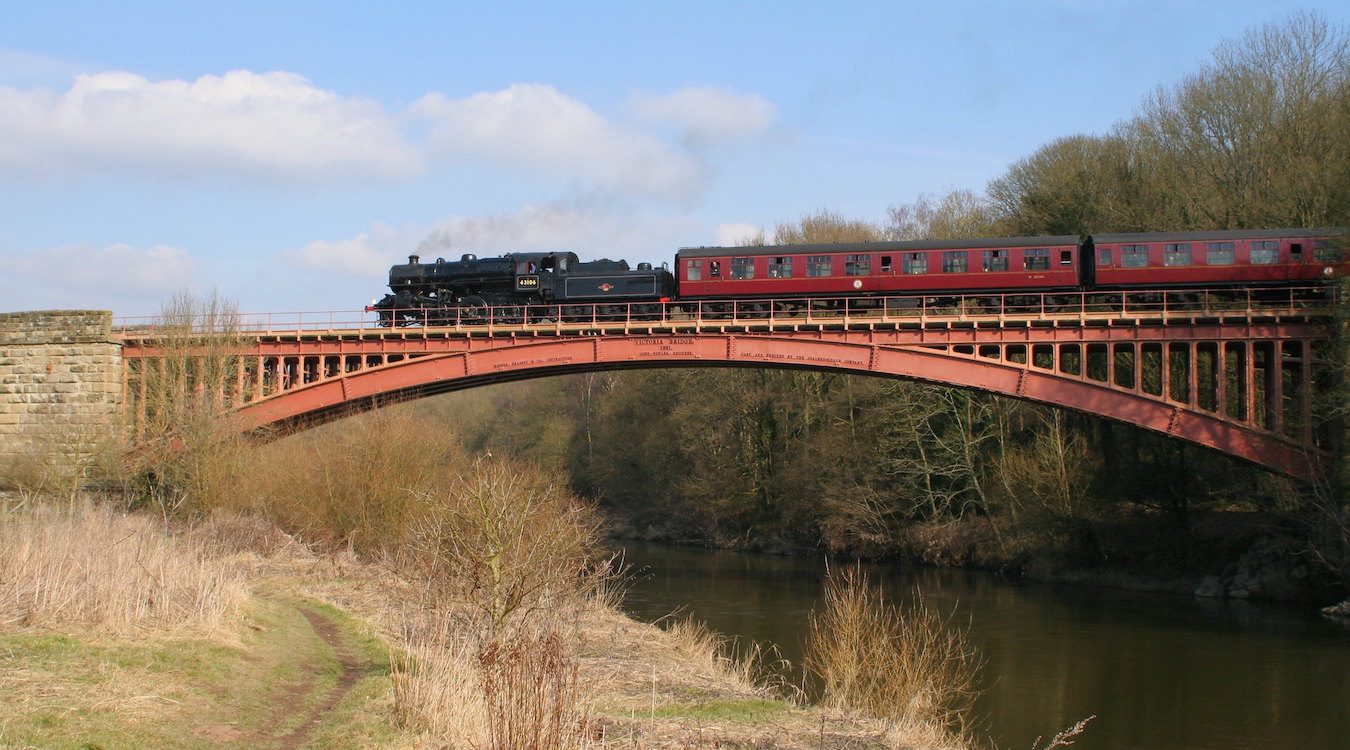 Visit Victoria Bridge on the Severn Valley Railway - Discover its history